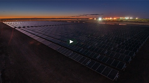 The Time-lapse Company creates a video of a a solar power farm ...